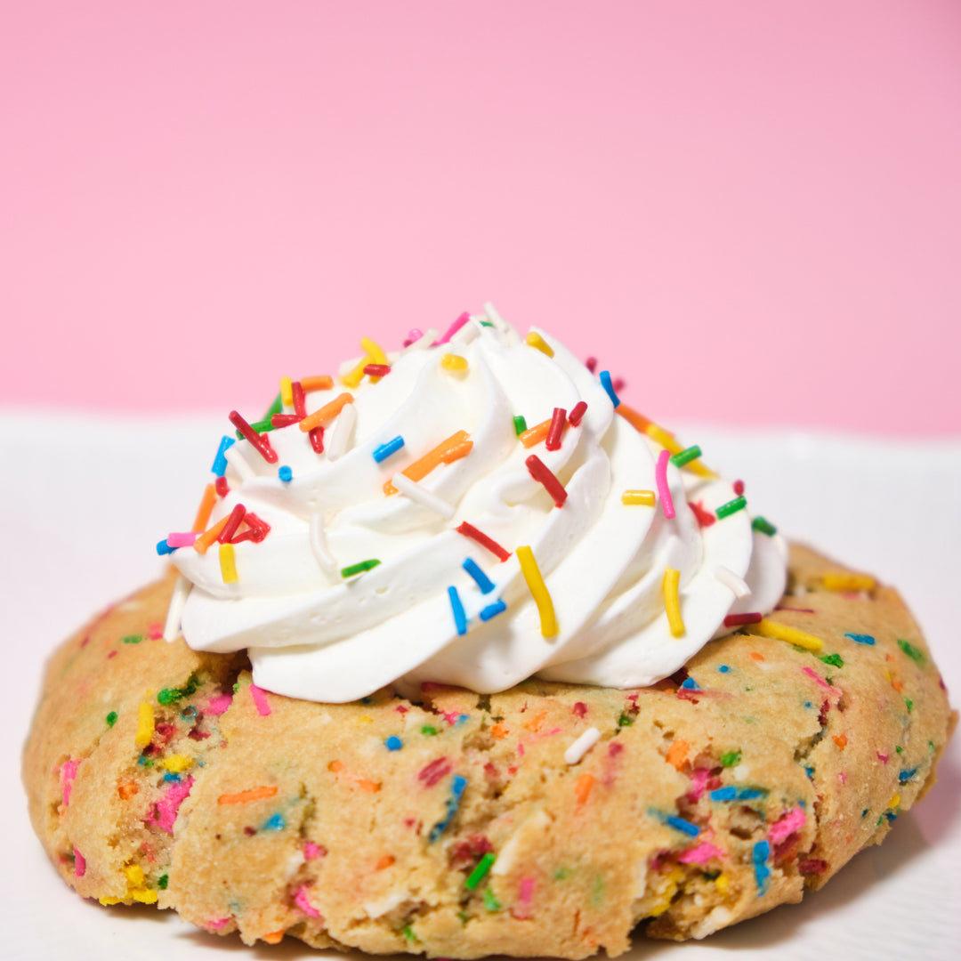 Galleta de sprinkles con topping – Finitas